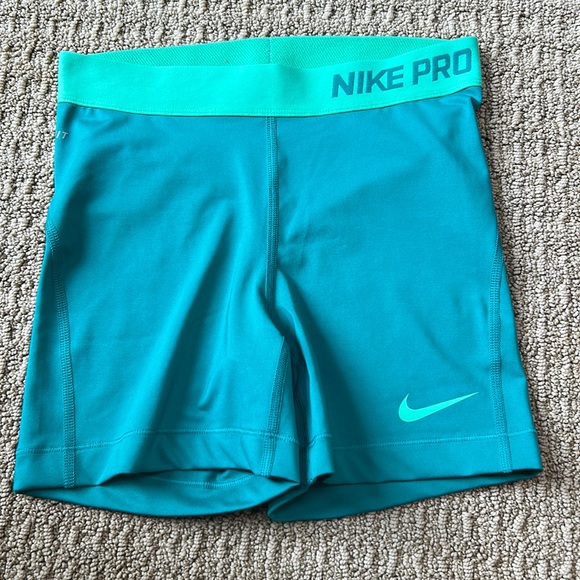 Nike | Shorts | Nike Pros | Poshmark